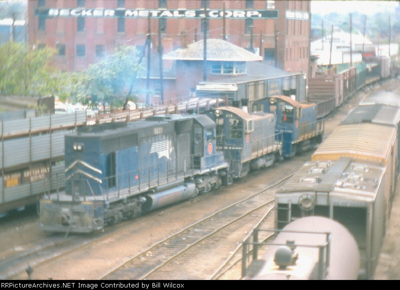 MP SD40 3070 & SW1200 1114 & 1156